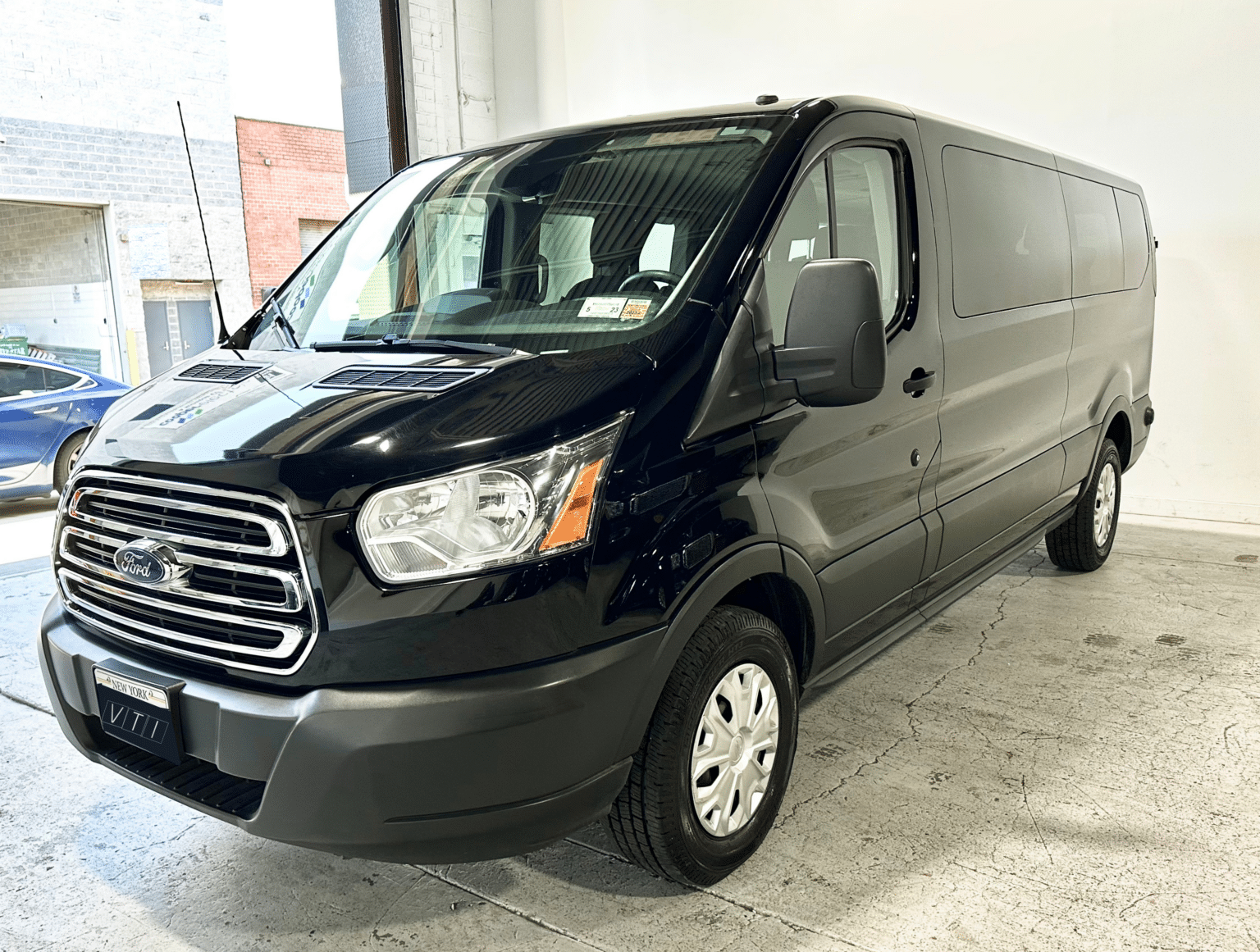 15-Passenger Ford Transit 350 XLT » VTI Van Rentals