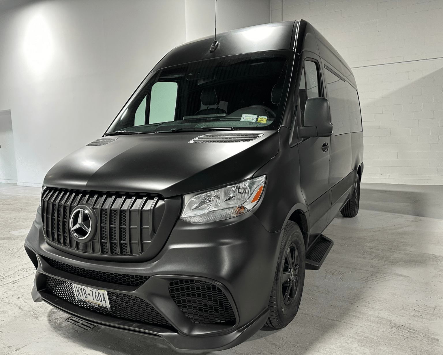 9-Passenger Luxury Sprinter Van » VTI Van Rentals